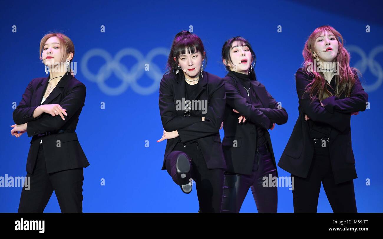 Pyeongchang olympic plaza concert hi-res stock photography and images ...