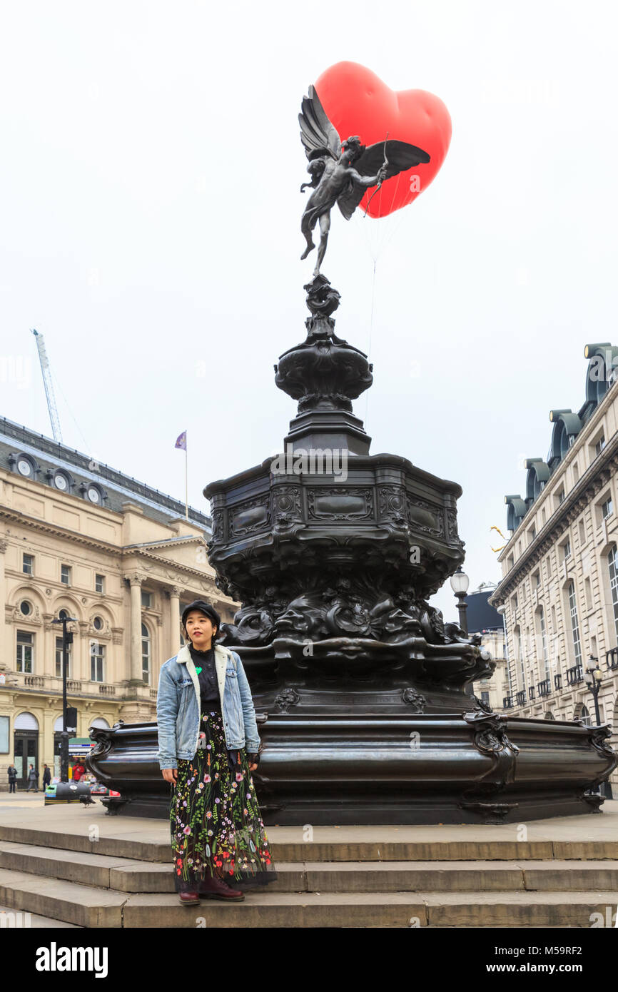 Piccadilly Circus, London, 21st Feb 2018. A chubby heart appears over ...
