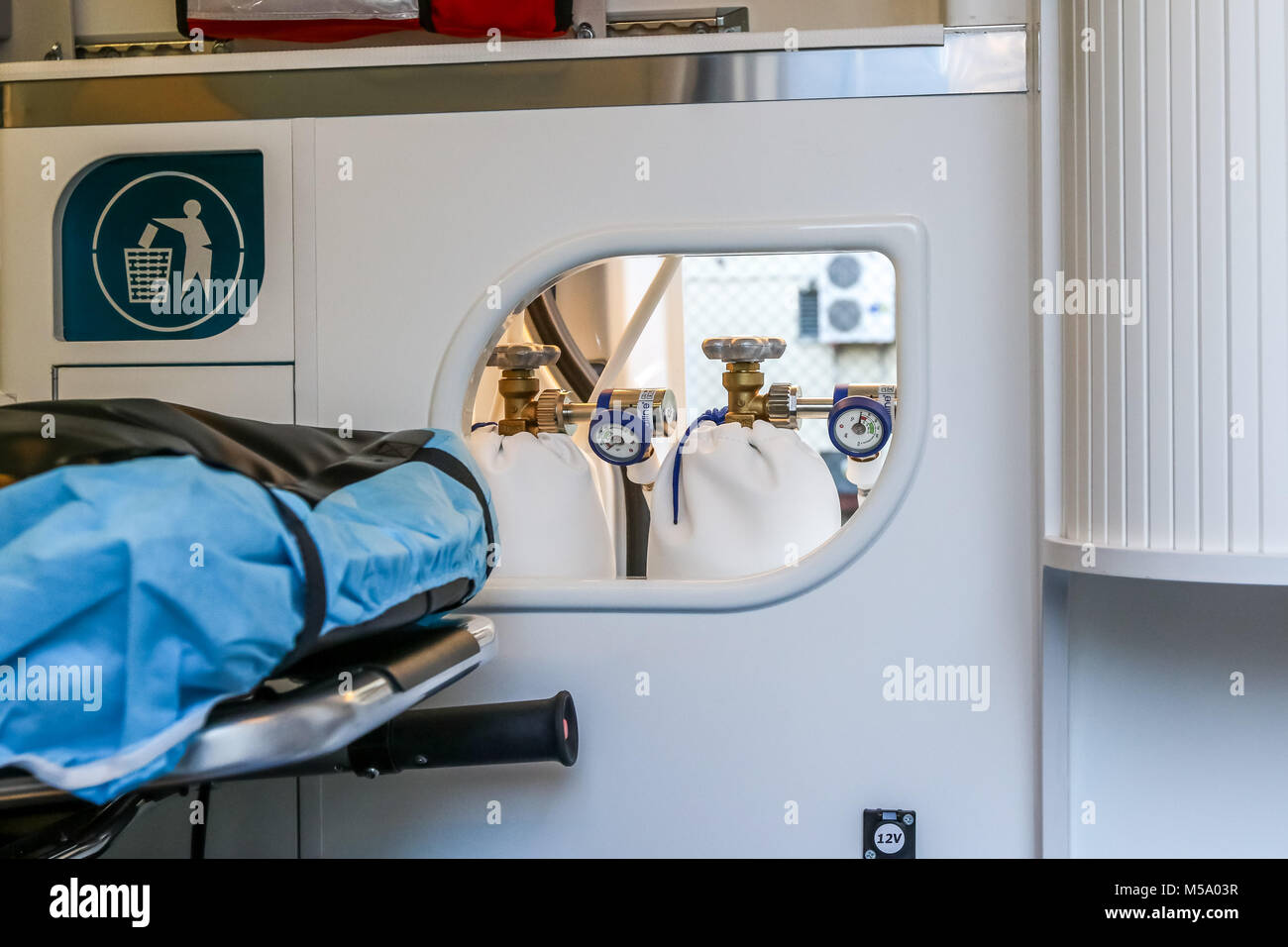 Mercedes sprinter ambulances hi-res stock photography and images - Alamy