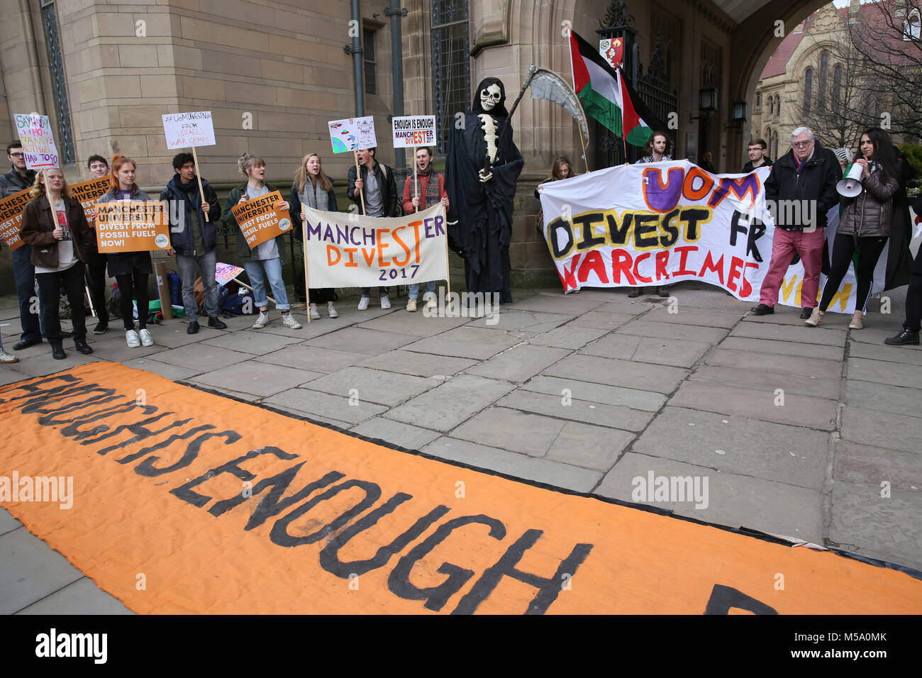 Manchester university banner hi-res stock photography and images - Alamy
