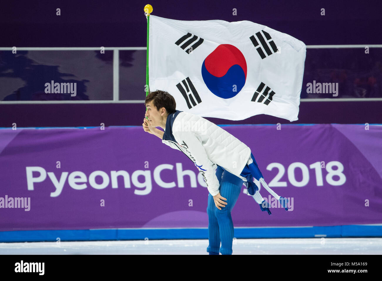 PyeongChang, South Korea. 21st Feb, 2018. LEE SEUNG-HOON celebrates the ...