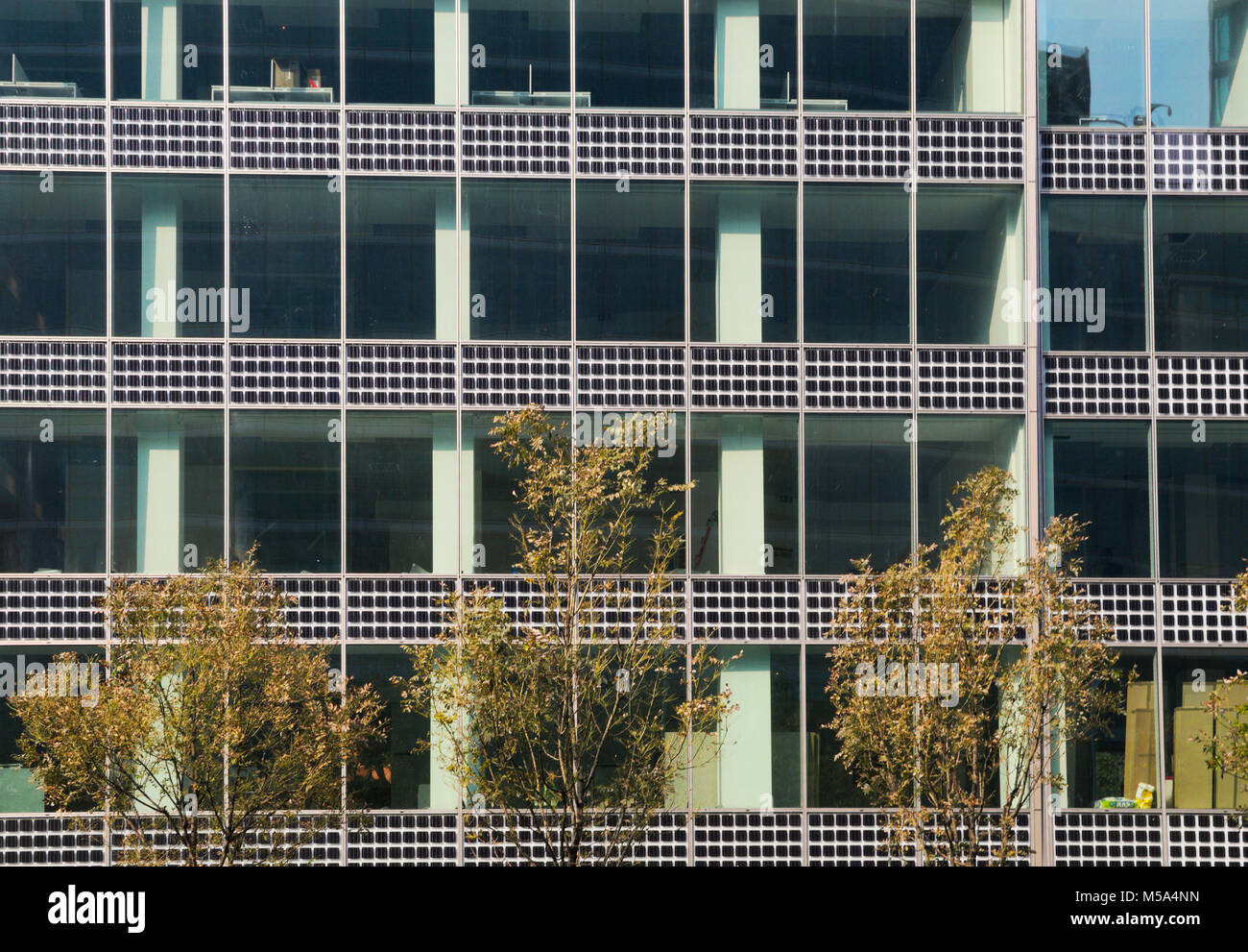 New office building hi-res stock photography and images - Alamy
