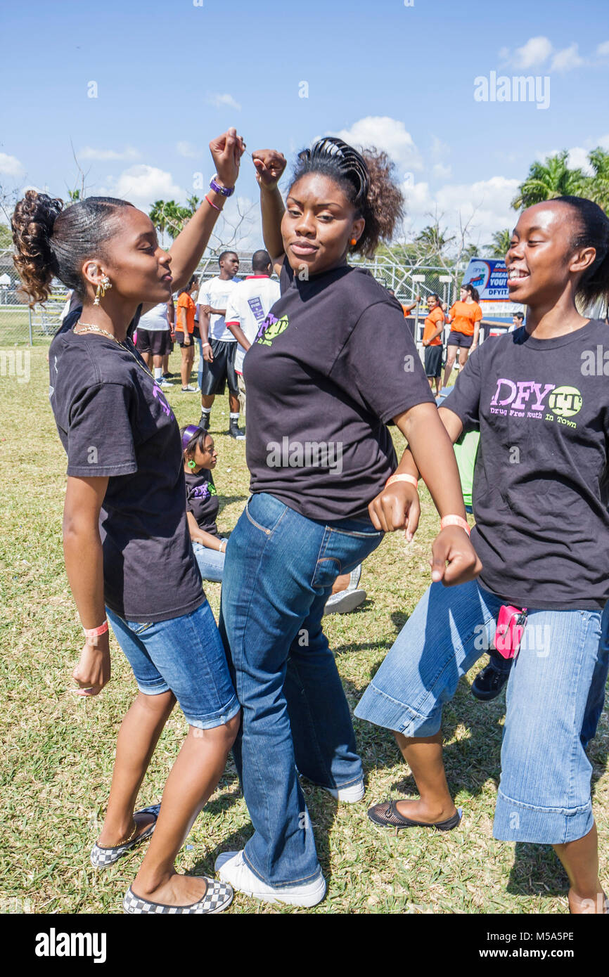 Drug free youth in town dfyit hi-res stock photography and images - Alamy