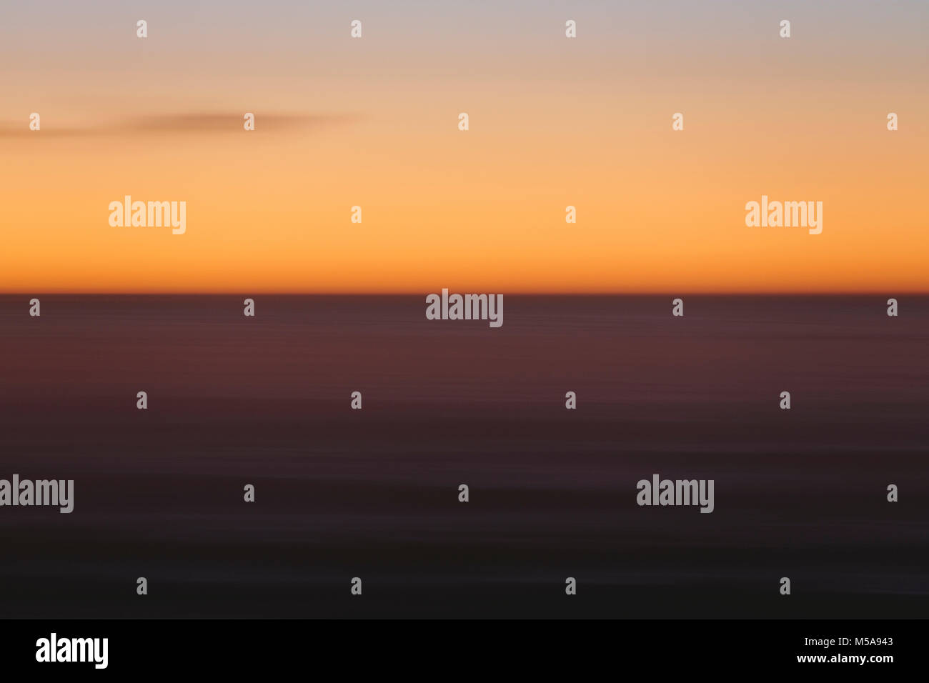 Seascape with horizon over ocean at dusk Stock Photo - Alamy