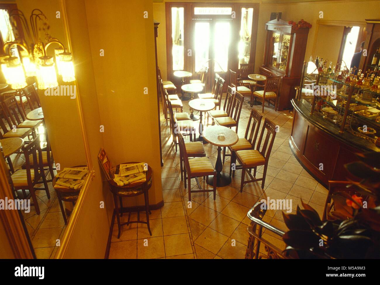 Gran café garibaldi hi-res stock photography and images - Alamy
