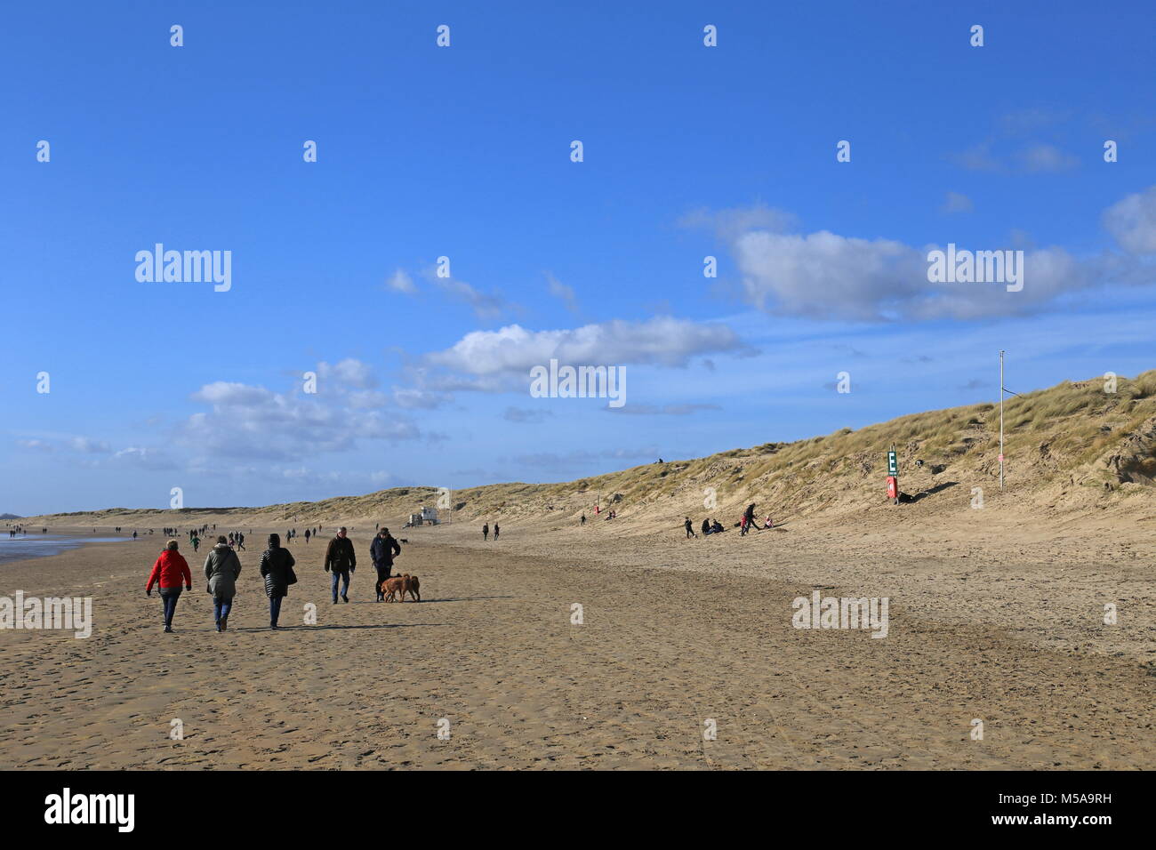 Rye beaches hi-res stock photography and images - Alamy