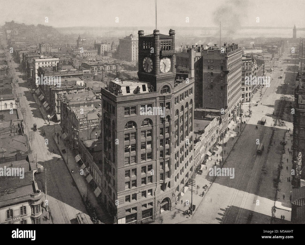 The san francisco chronicle hi-res stock photography and images - Alamy