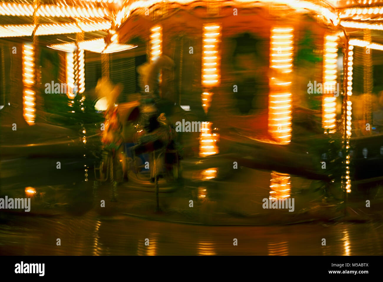 Fairground Lights Stock Photos & Fairground Lights Stock Images - Alamy