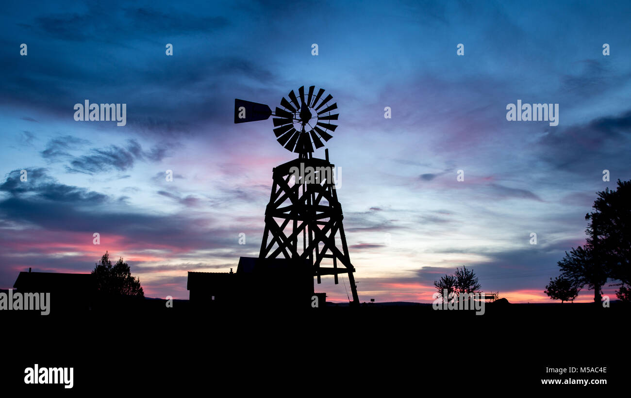 USA Windmill at Sunset Fort Rock Central Oregon Pacific Northwest Stock ...