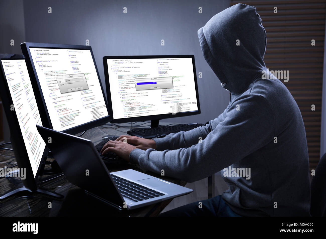 Person working with data on computers hi-res stock photography and images - Alamy