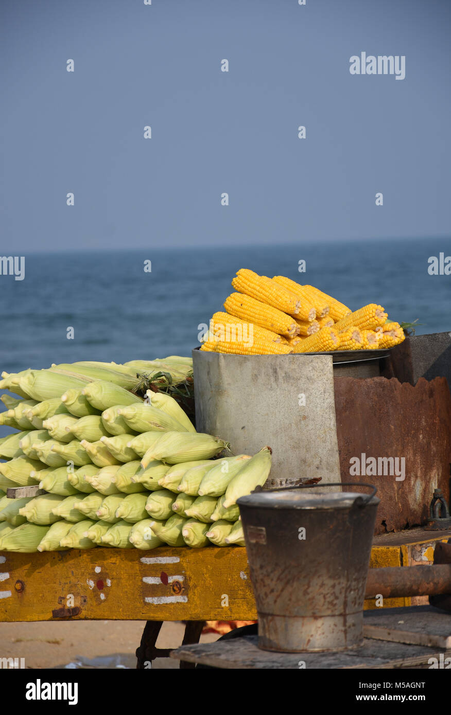 Corn sales hi-res stock photography and images - Alamy