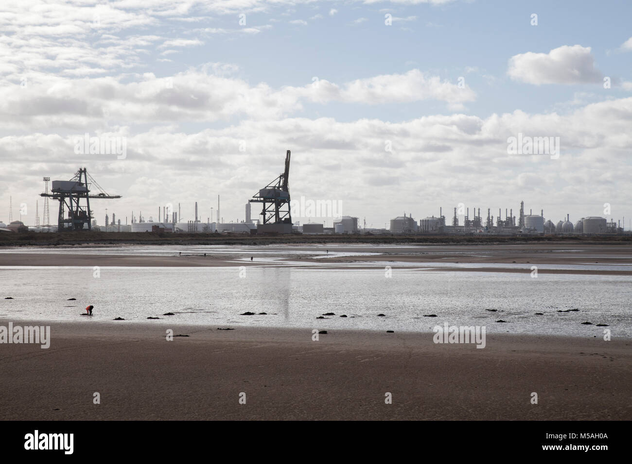 Tees estuary industry hi-res stock photography and images - Alamy