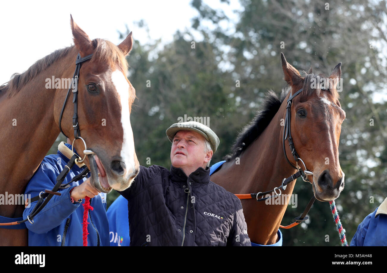 Trainer Colin Tizzard poses with Native River (left) and Cue Card ...