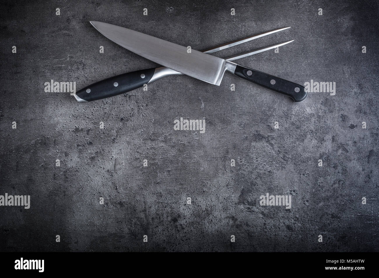 Knife and spoon crossed hi-res stock photography and images - Alamy