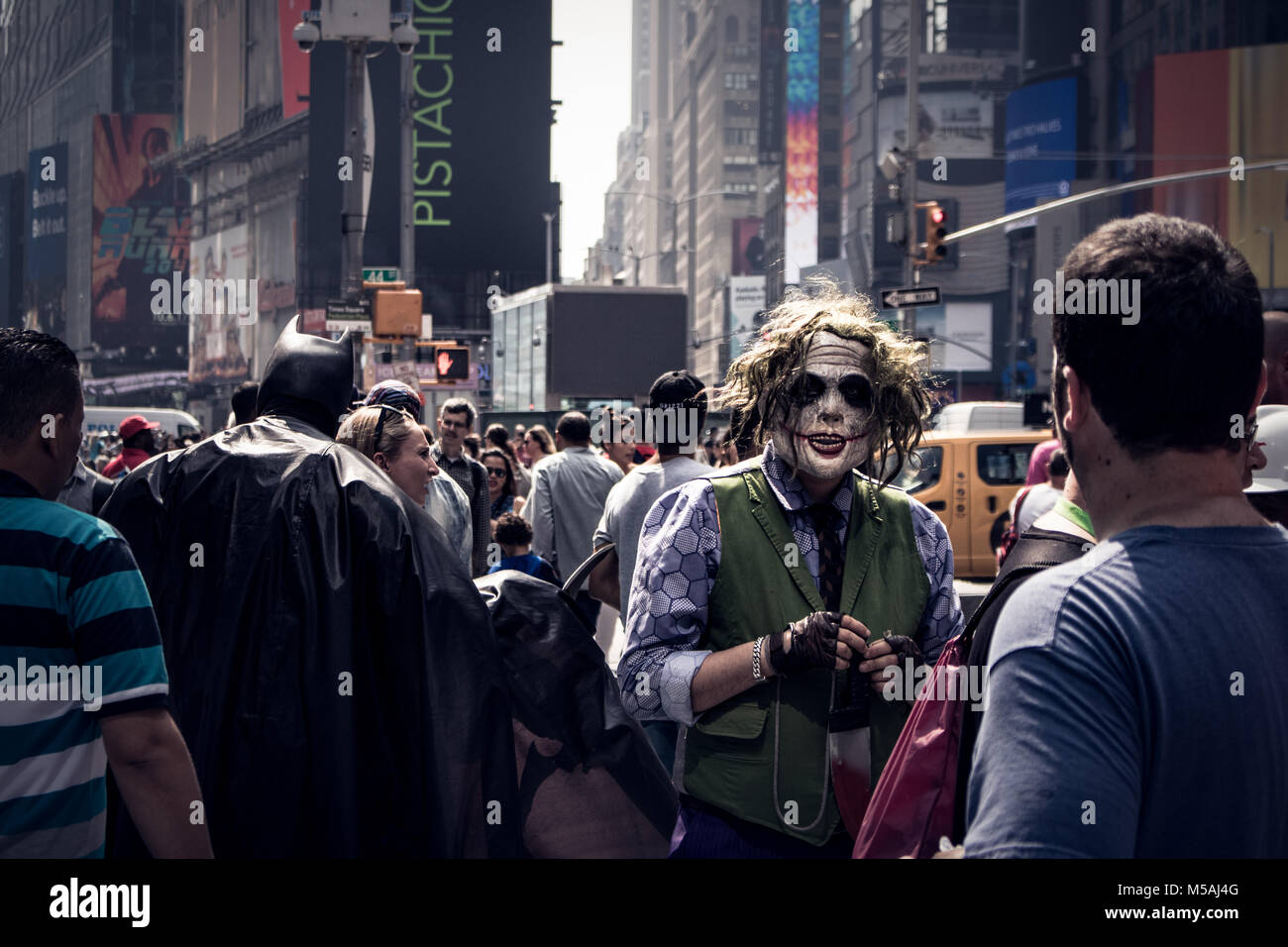 Cómic joker hi-res stock photography and images - Alamy