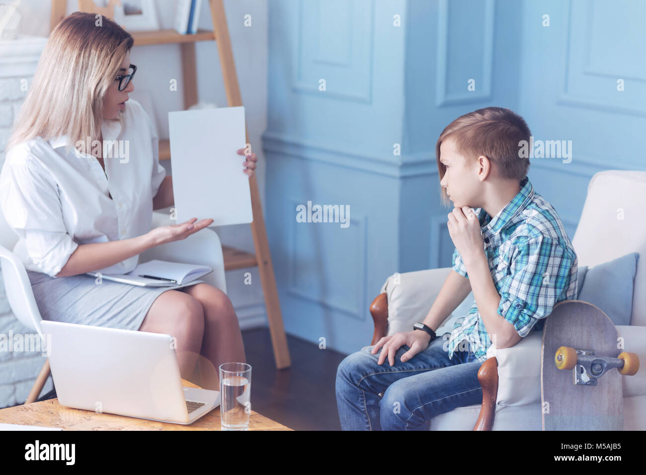 Child psychological test hi-res stock photography and images - Alamy