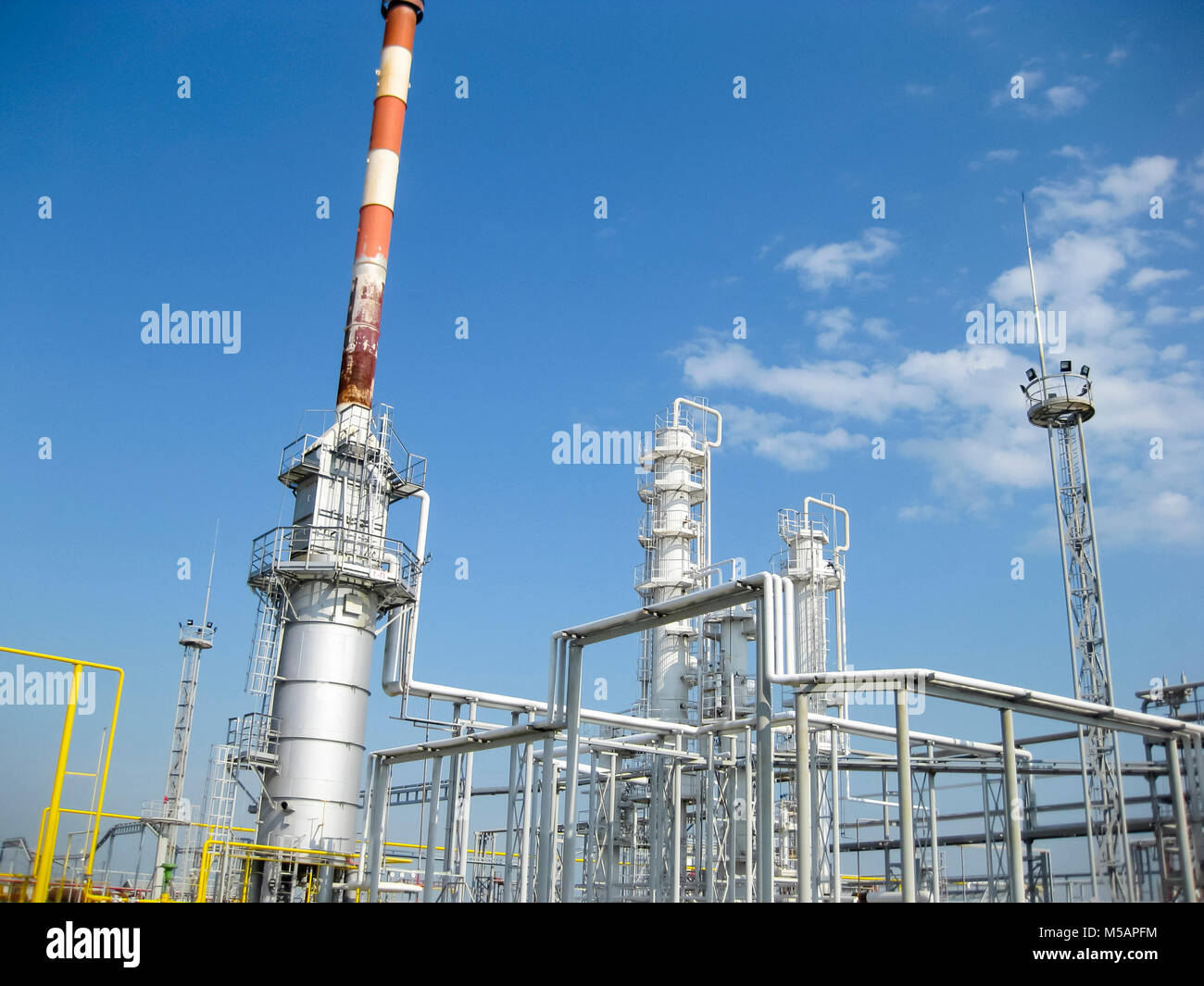 Oil refinery. Equipment for primary oil refining Stock Photo - Alamy