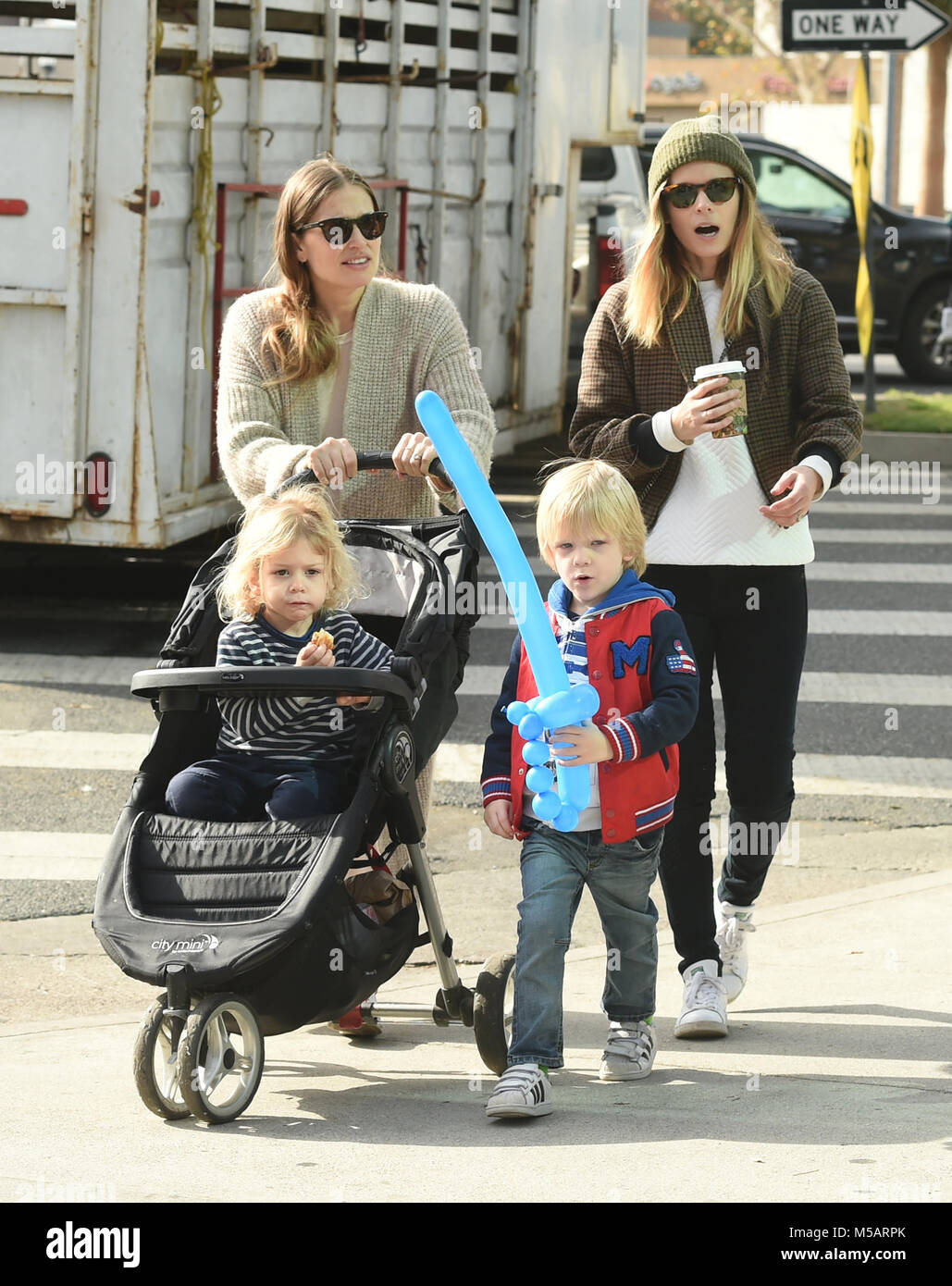 Kate Mara goes to the Farmers Market with her family Featuring: Kate ...