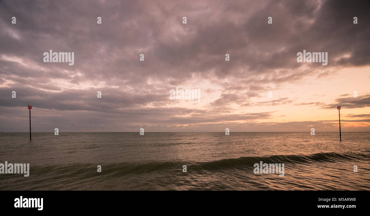 Sunset at Bognor Regis seafront, West Sussex, UK Stock Photo - Alamy