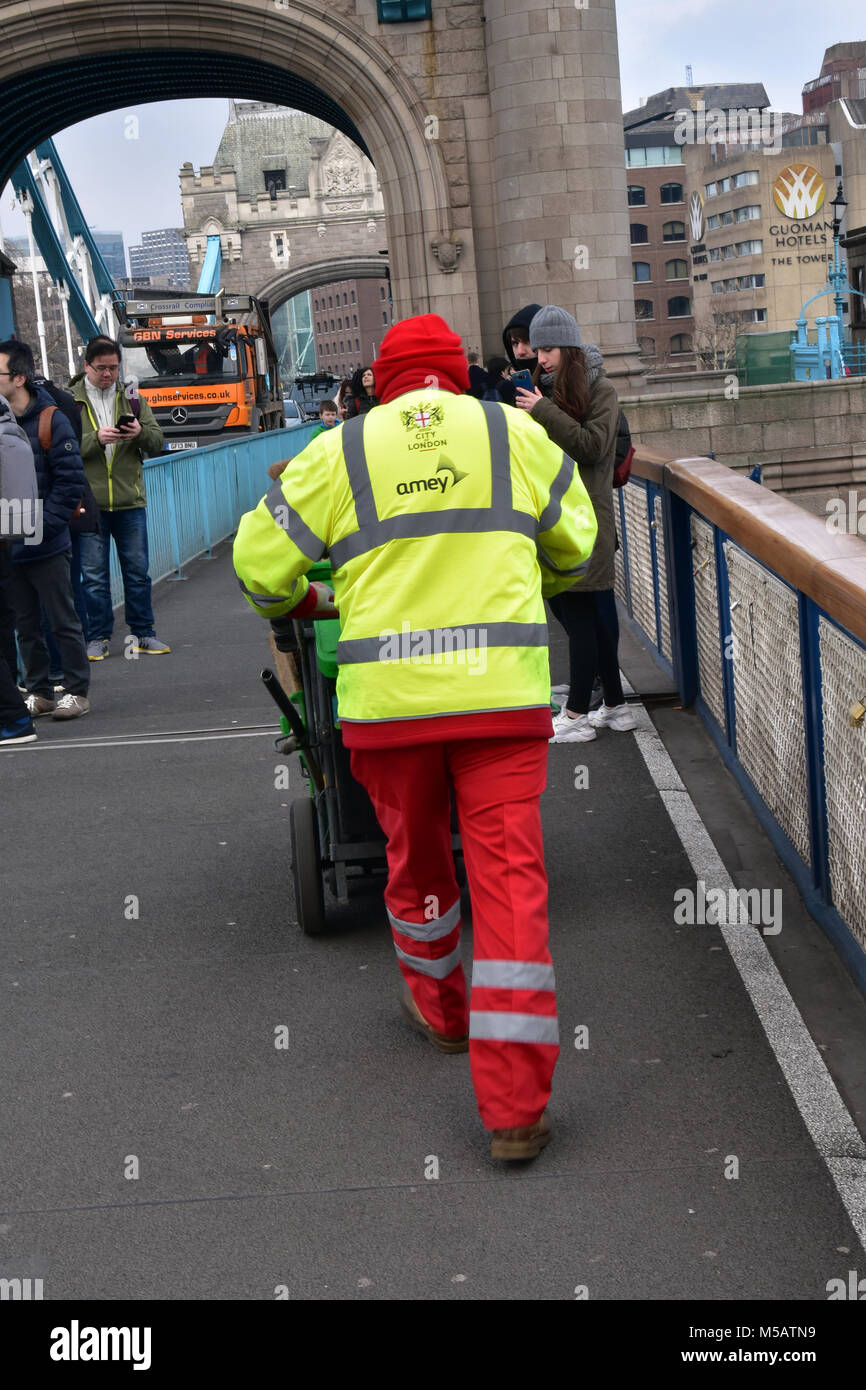 Greater london rubbish hi-res stock photography and images - Alamy