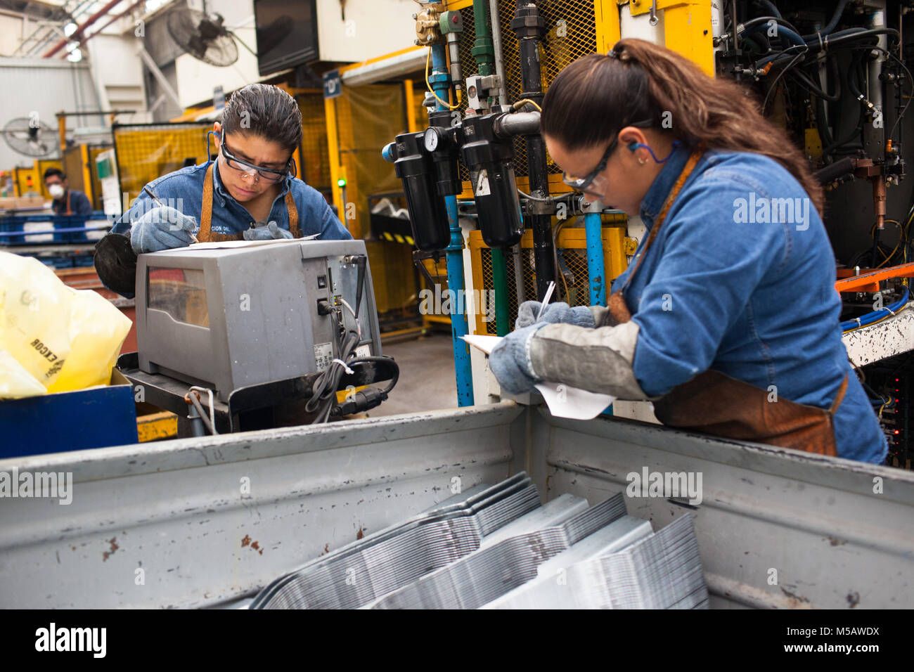 Assembly plant mexico hi-res stock photography and images - Alamy