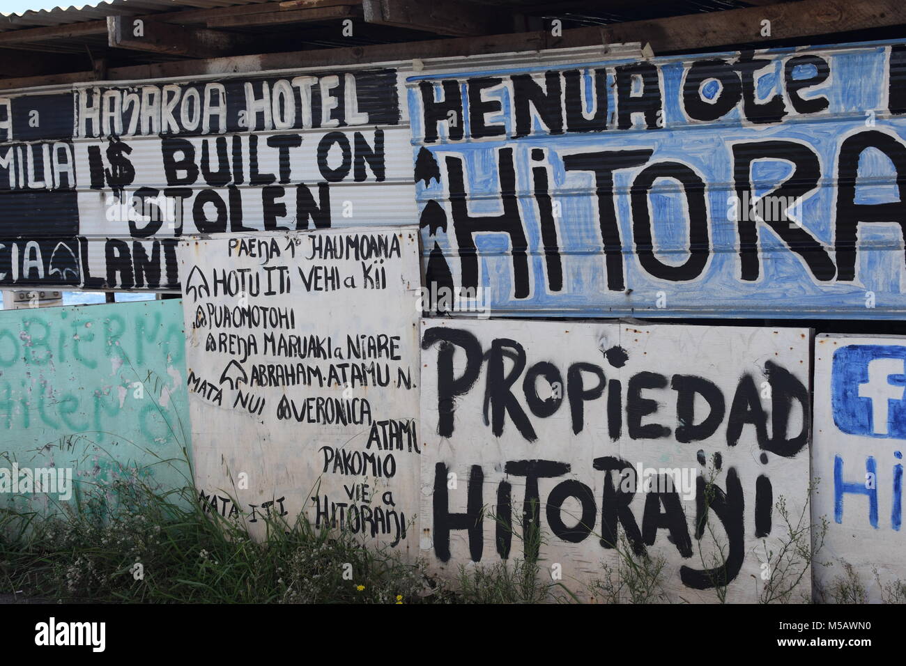Protest placards and graffiti Easter Island Stock Photo - Alamy