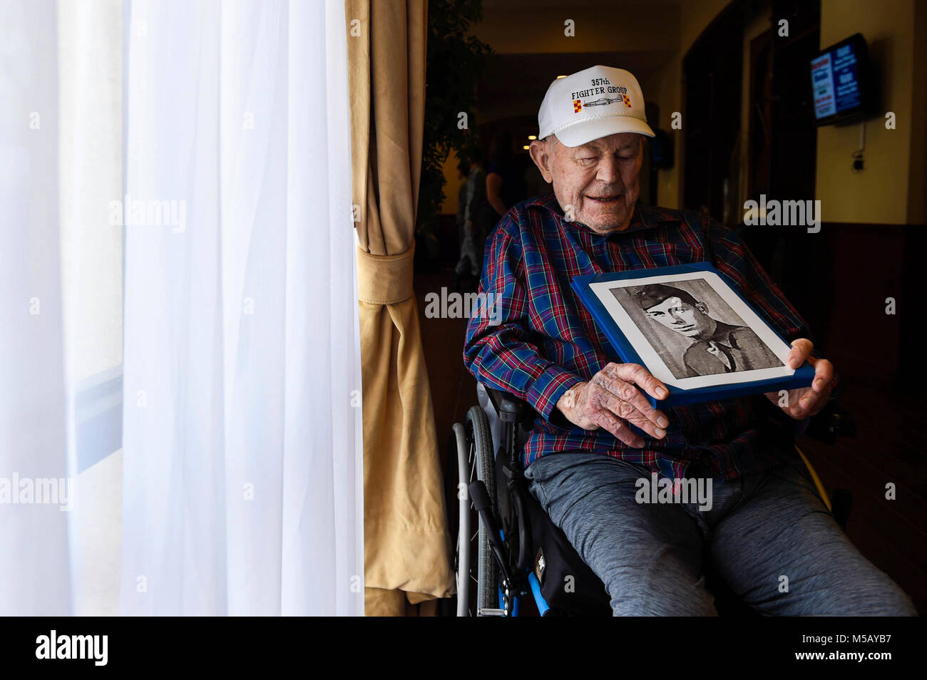 Retired Brig. Gen. Chuck Yeager looks at a Stock Photo - Alamy
