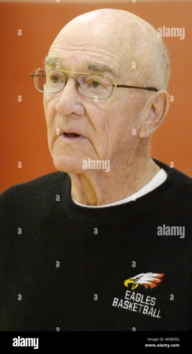 U.S. 21st Feb, 2018. SPORTS -- Eldorado volunteer assistant coach, Jim ...