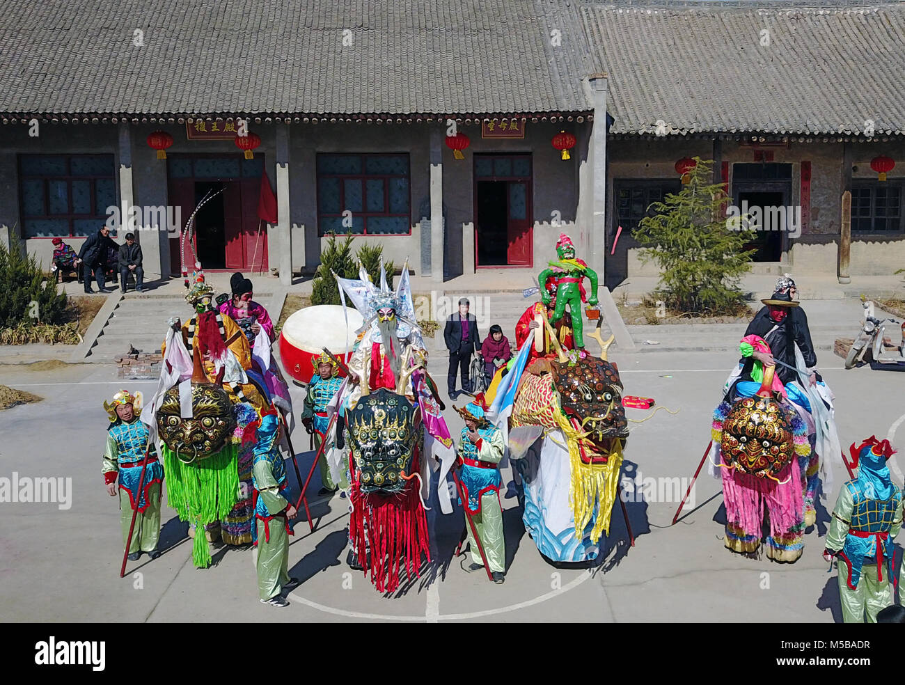 Yuncheng, China's Shanxi Province. 21st Feb, 2018. Folk artists on ...