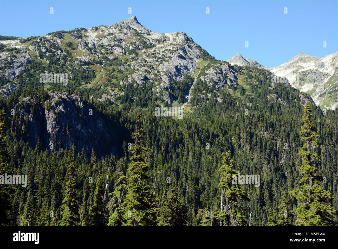 Rainbow mountain hi-res stock photography and images - Alamy