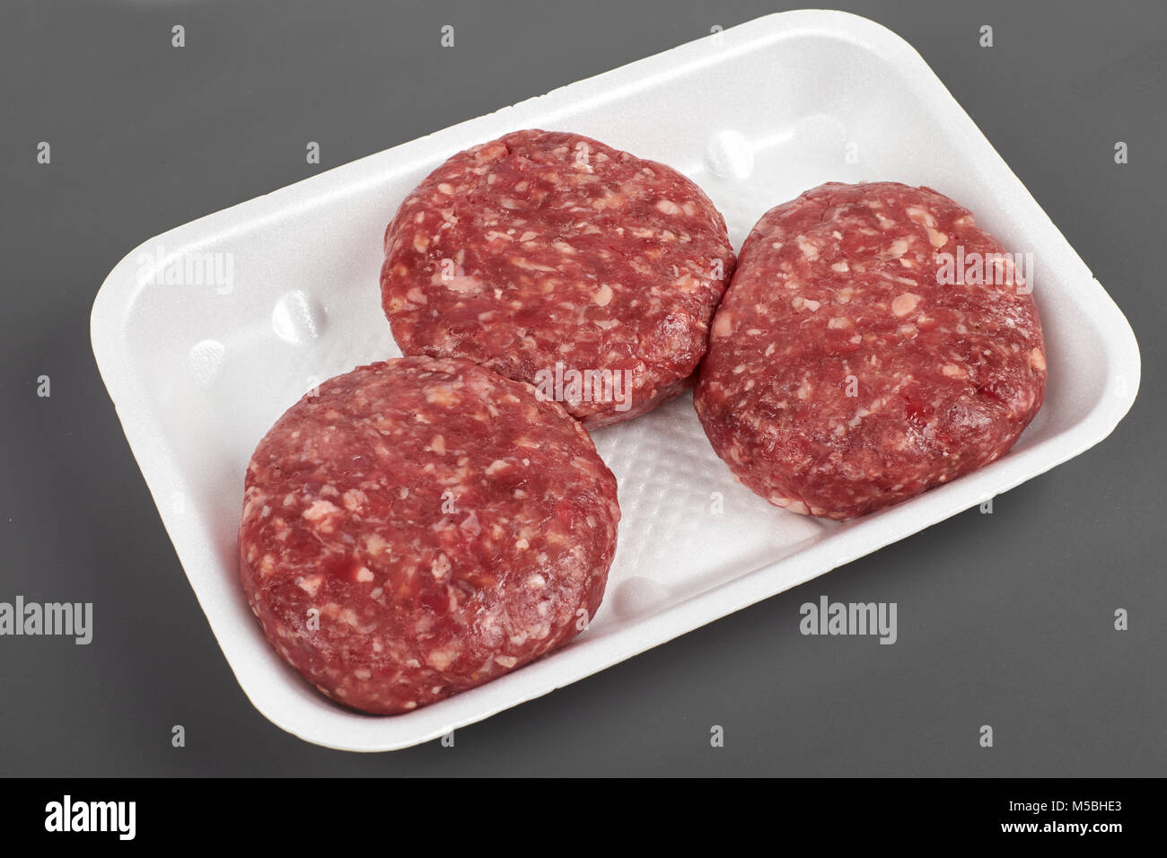Black background parsley tray of meat hi-res stock photography and ...
