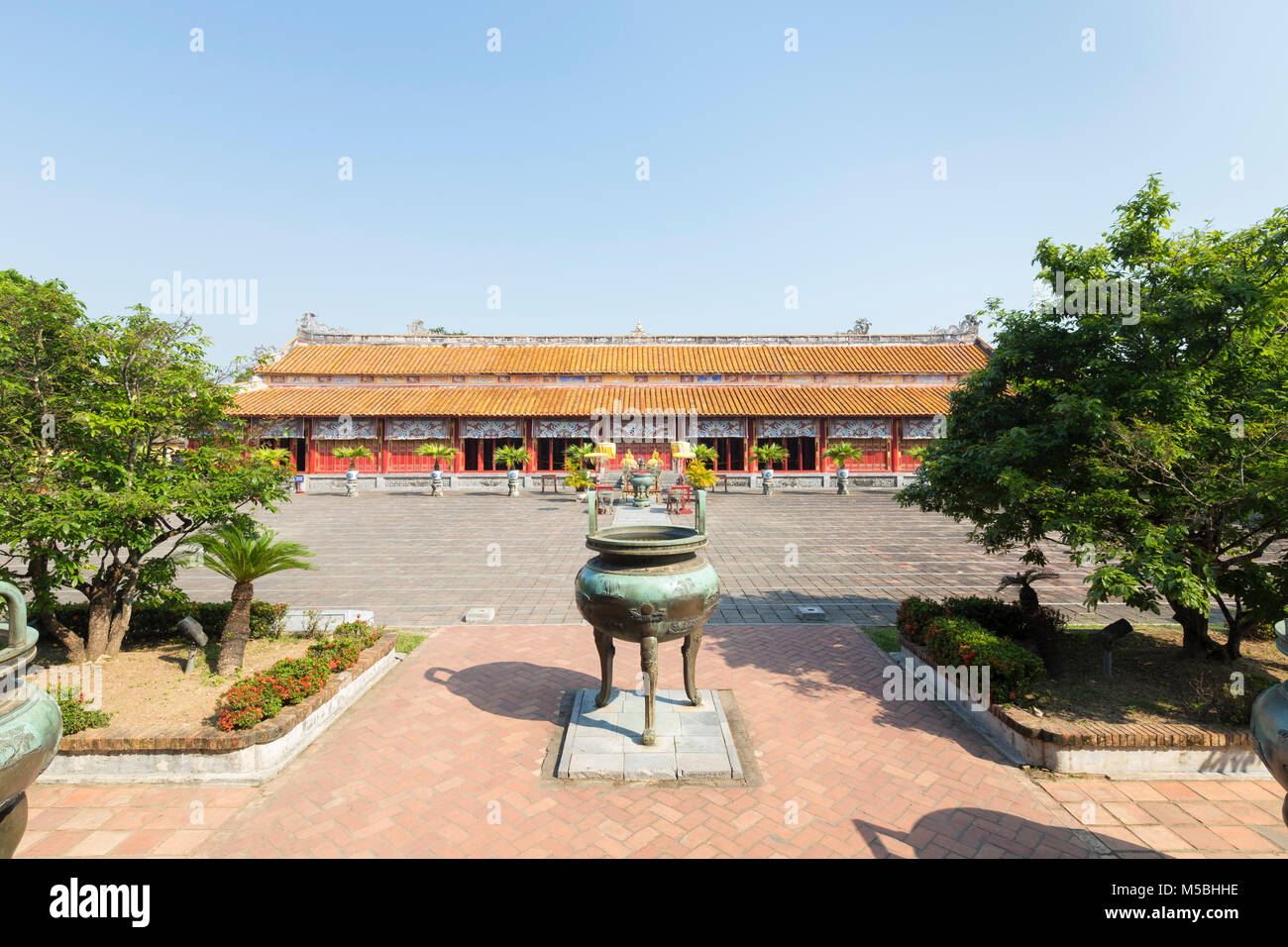 The To Mieu temple, imperial enclosure, citadel, Hue, Vietnam Stock ...