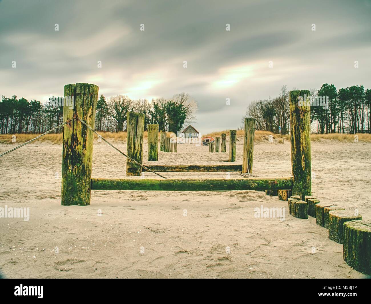 Water Level Poles High Resolution Stock Photography and Images - Alamy