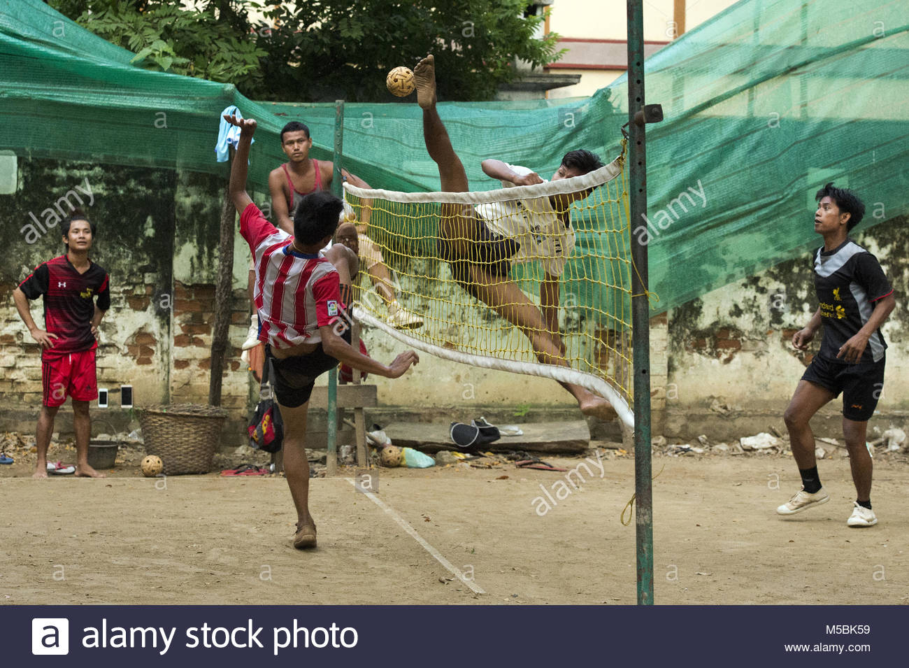 Chinlone High Resolution Stock Photography and Images - Alamy