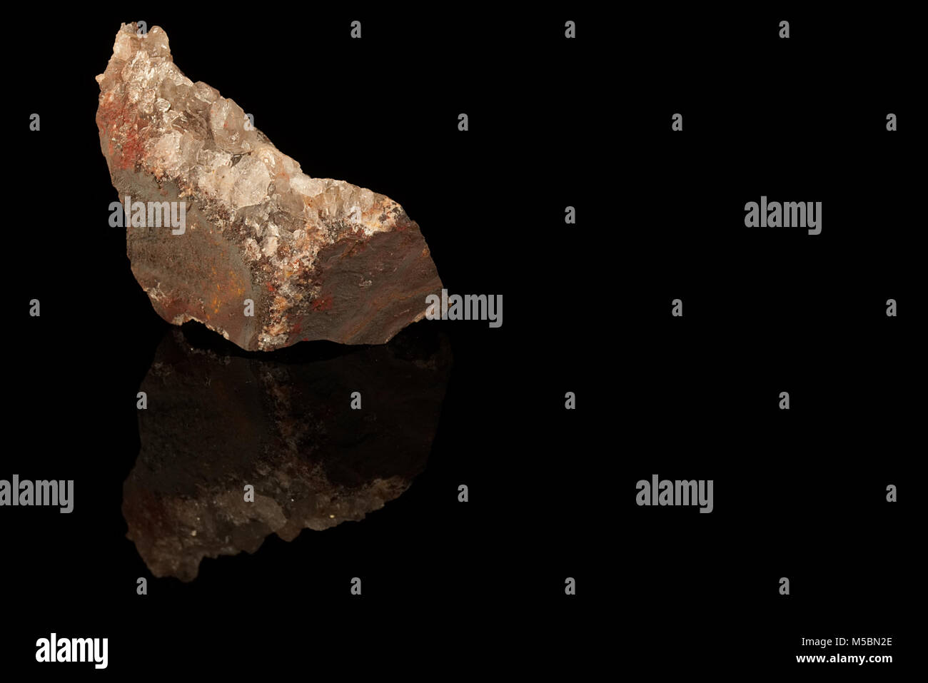 Metallic minerals hi-res stock photography and images - Alamy