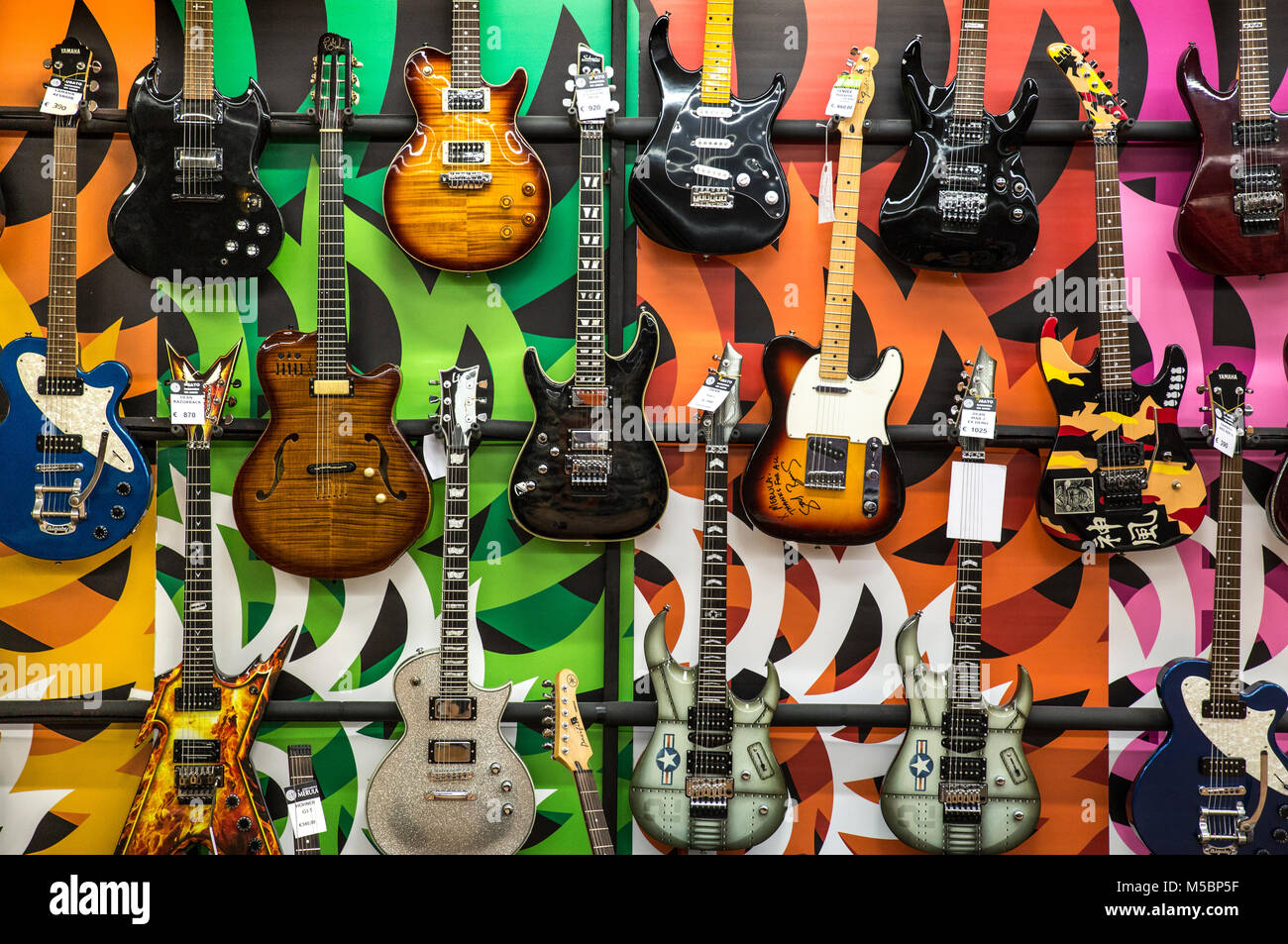 Semi acoustic guitars hi-res stock photography and images - Alamy
