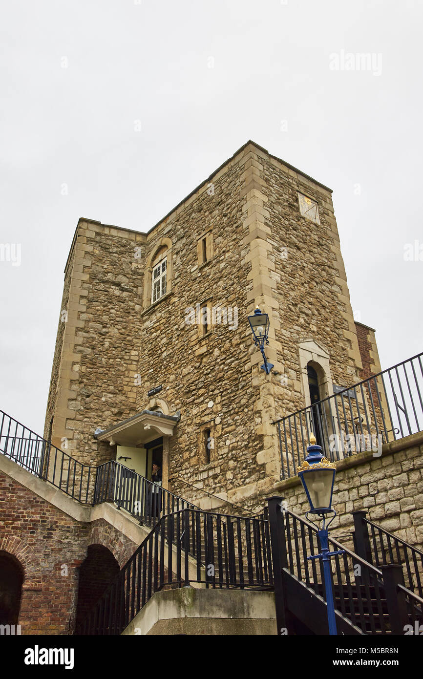 Inside the tower of london hi-res stock photography and images - Alamy