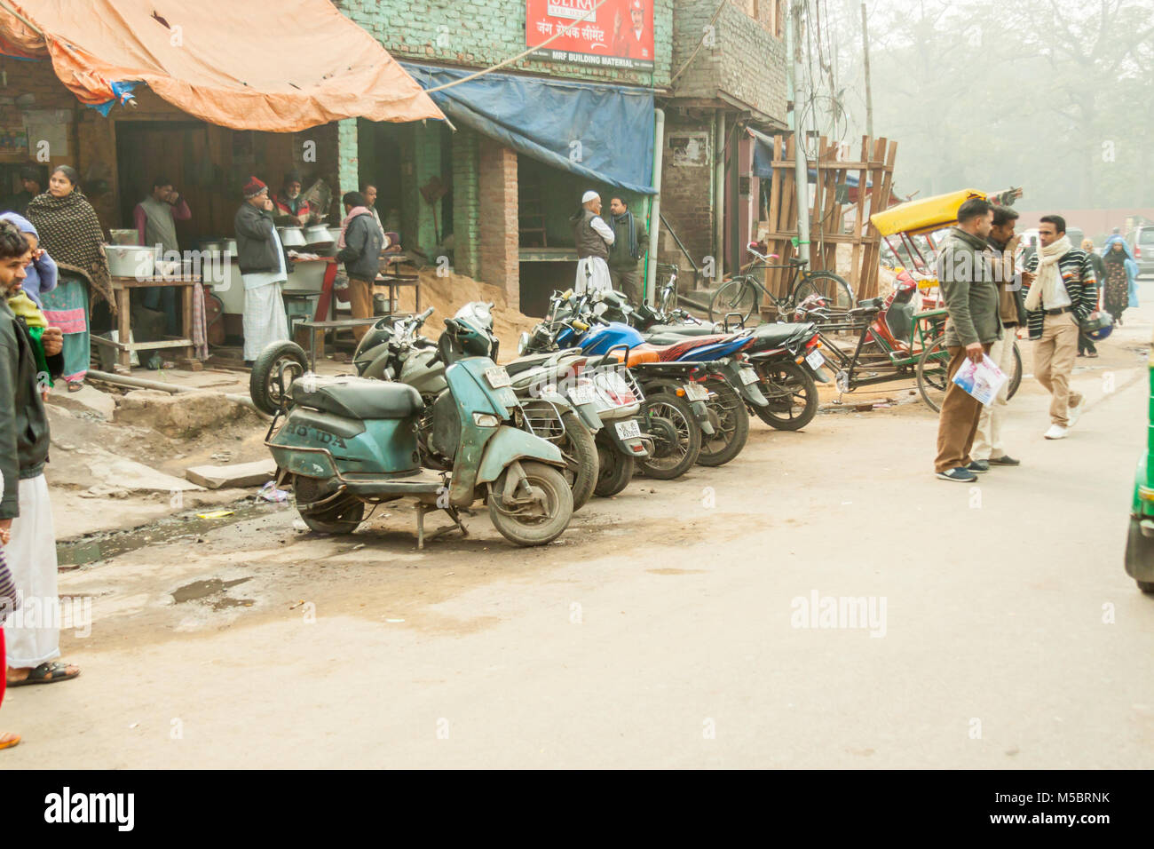 A Street Scene in India Stock Photo - Alamy