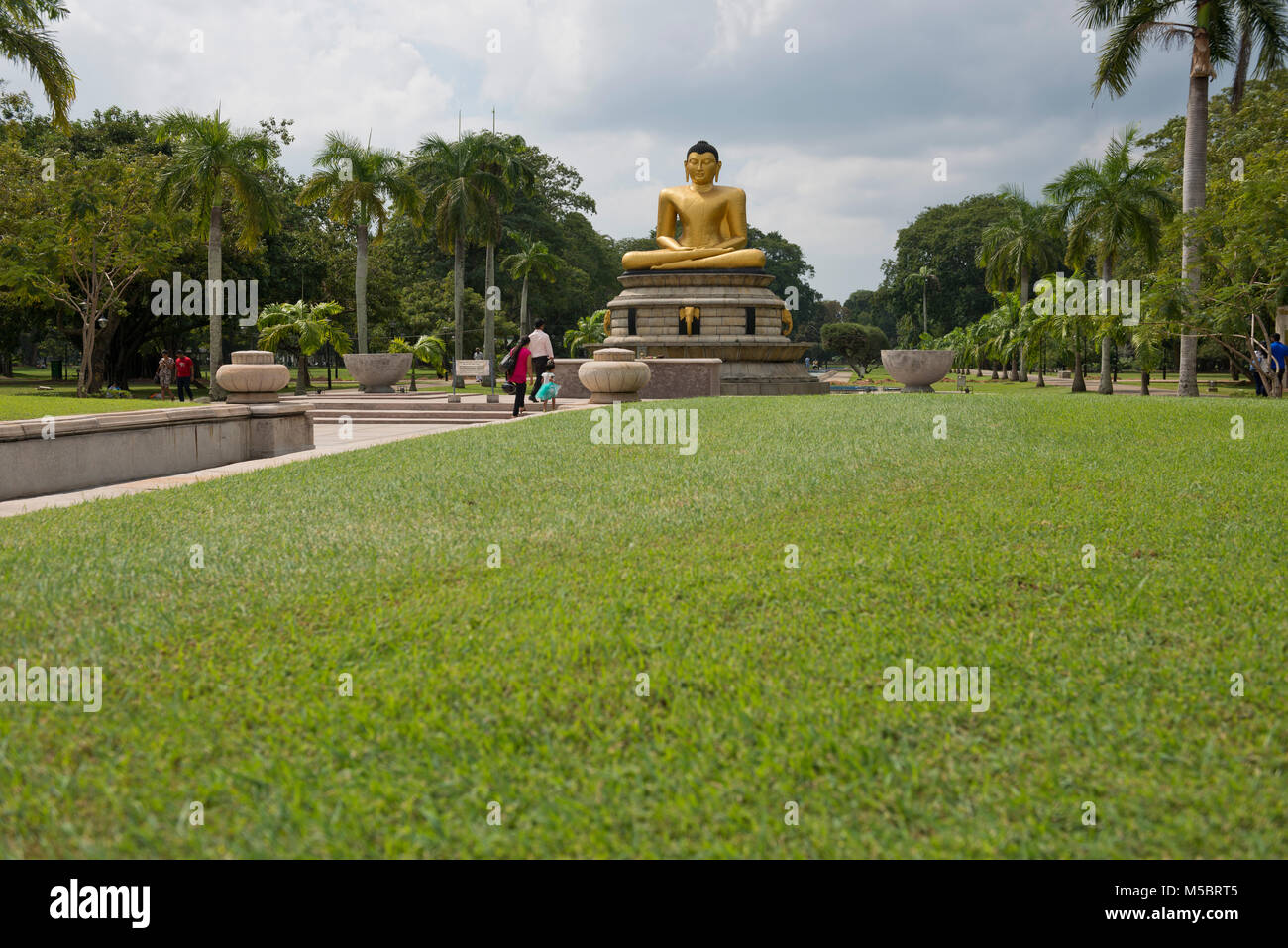 Sri Lanka, Colombo, Asia, City, Capitol, golden seated Buddha, statue ...