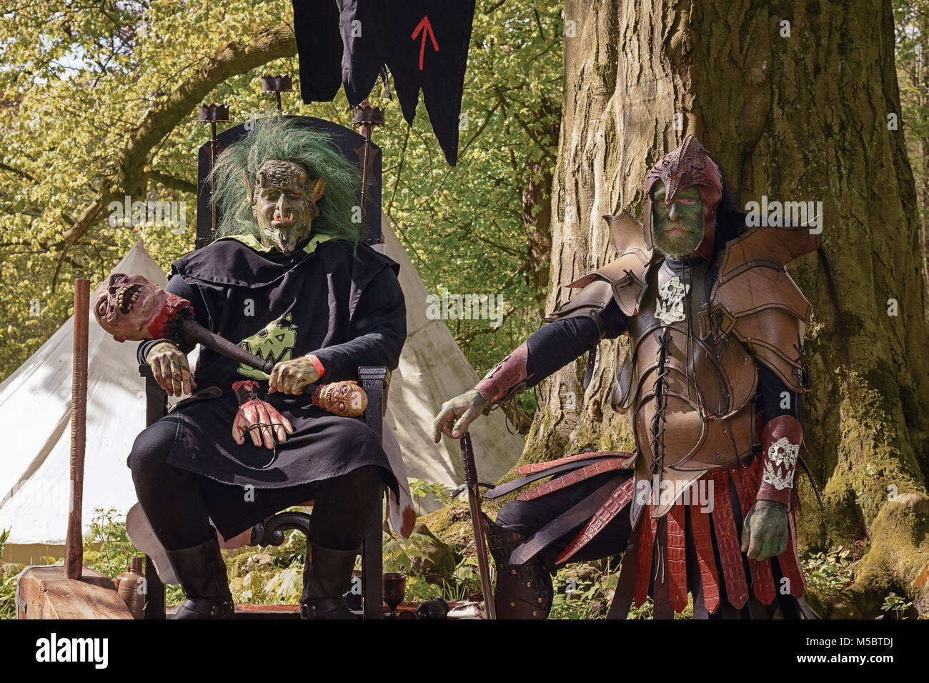 Costume body paint hi-res stock photography and images - Alamy