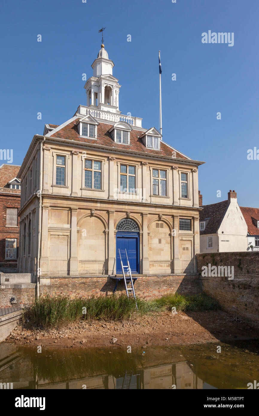 Customs house on purfleet quay hi-res stock photography and images - Alamy