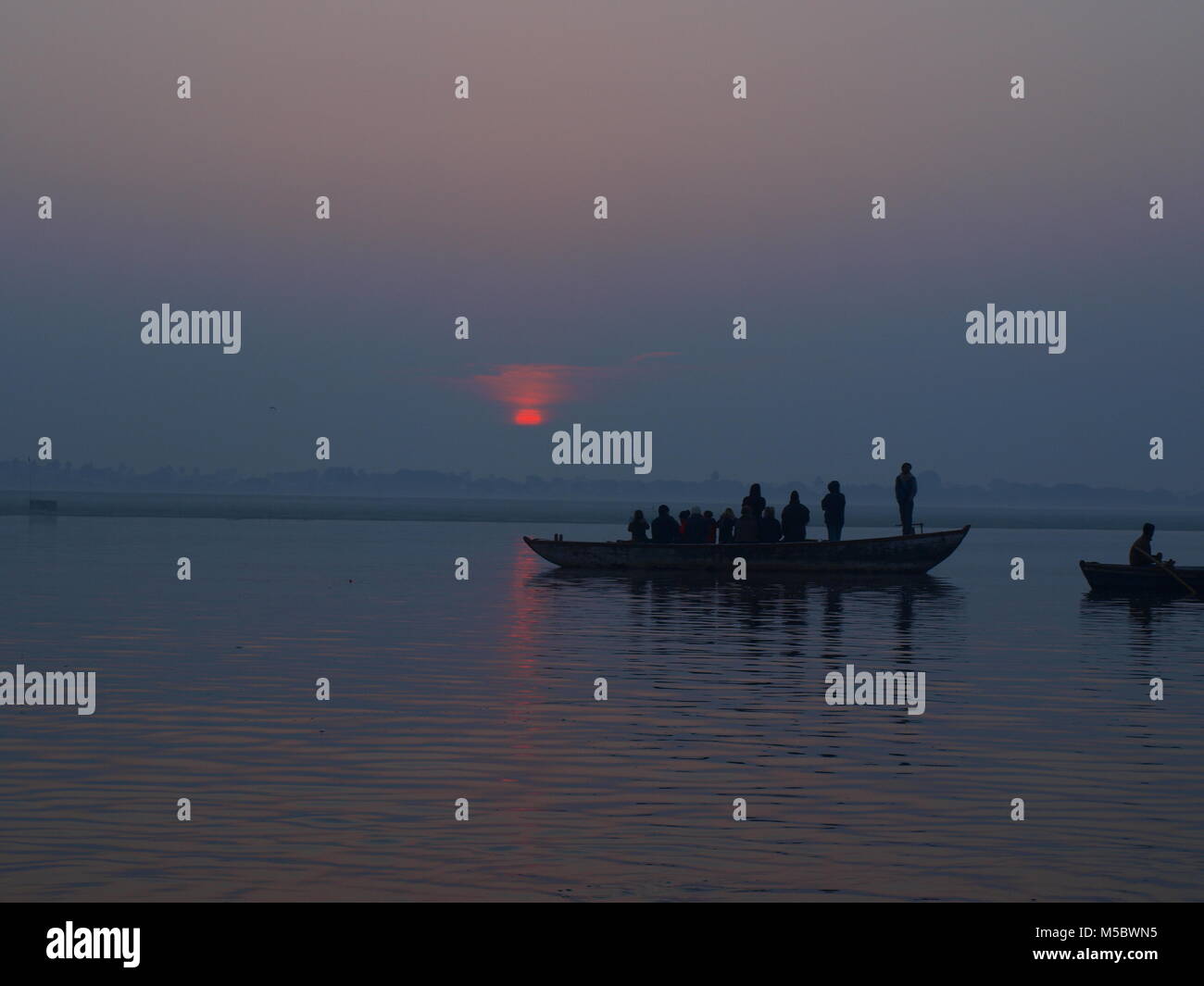 Varanasi sunrise hi-res stock photography and images - Alamy