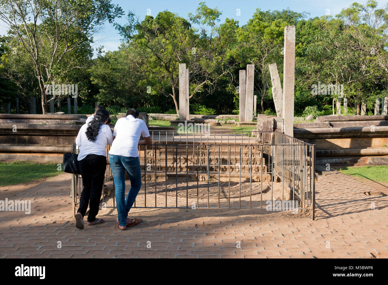 Sri Lanka, Anuradhapura, Asia, stupa dagoda, temple Stock Photo - Alamy