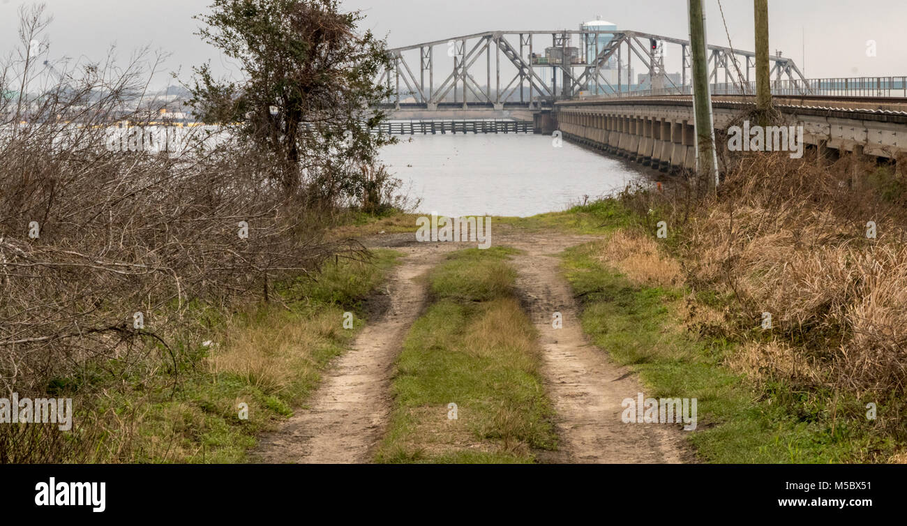 Old railroad trail hi-res stock photography and images - Alamy