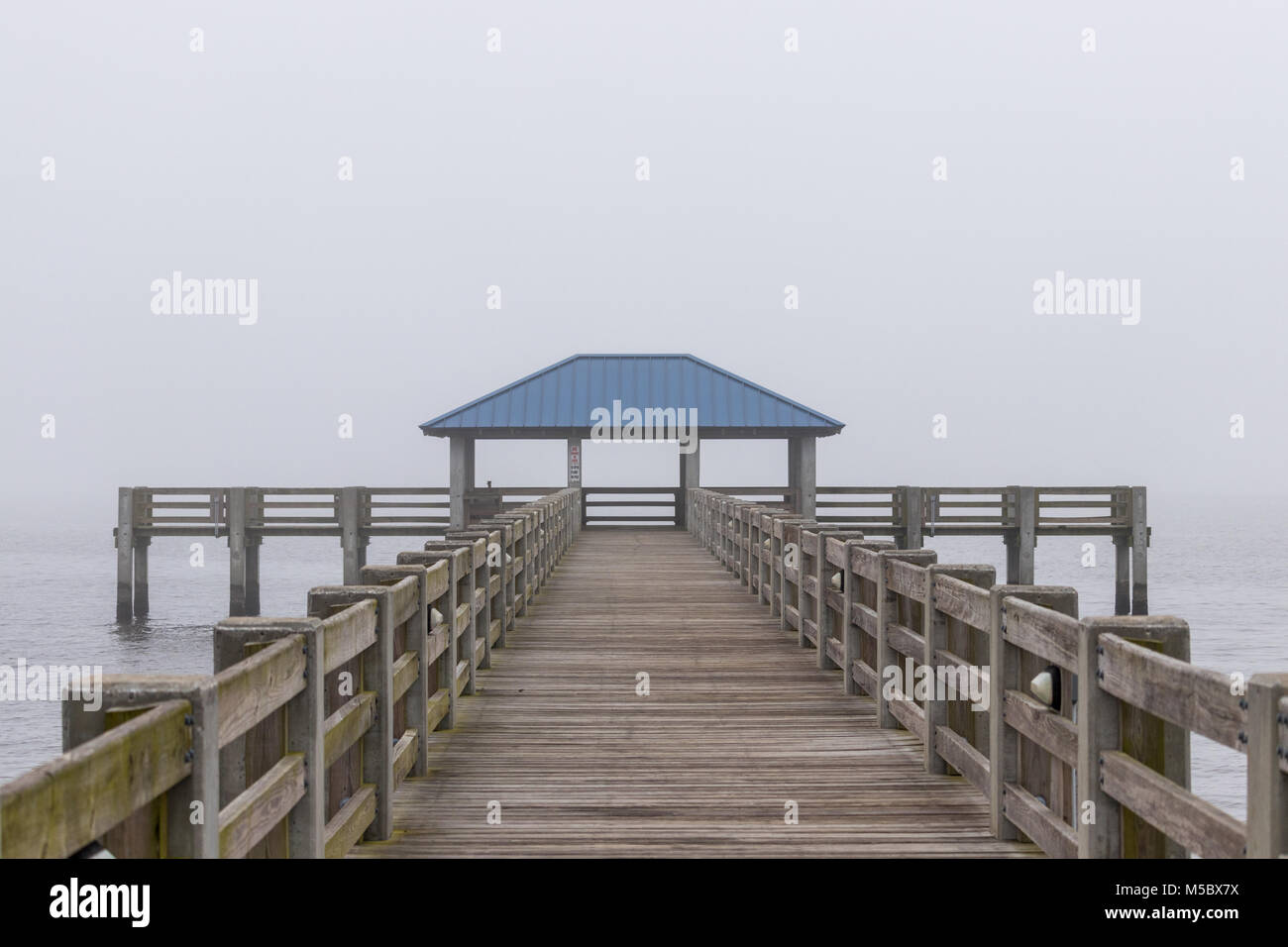 End of the fishing pier Stock Photo - Alamy