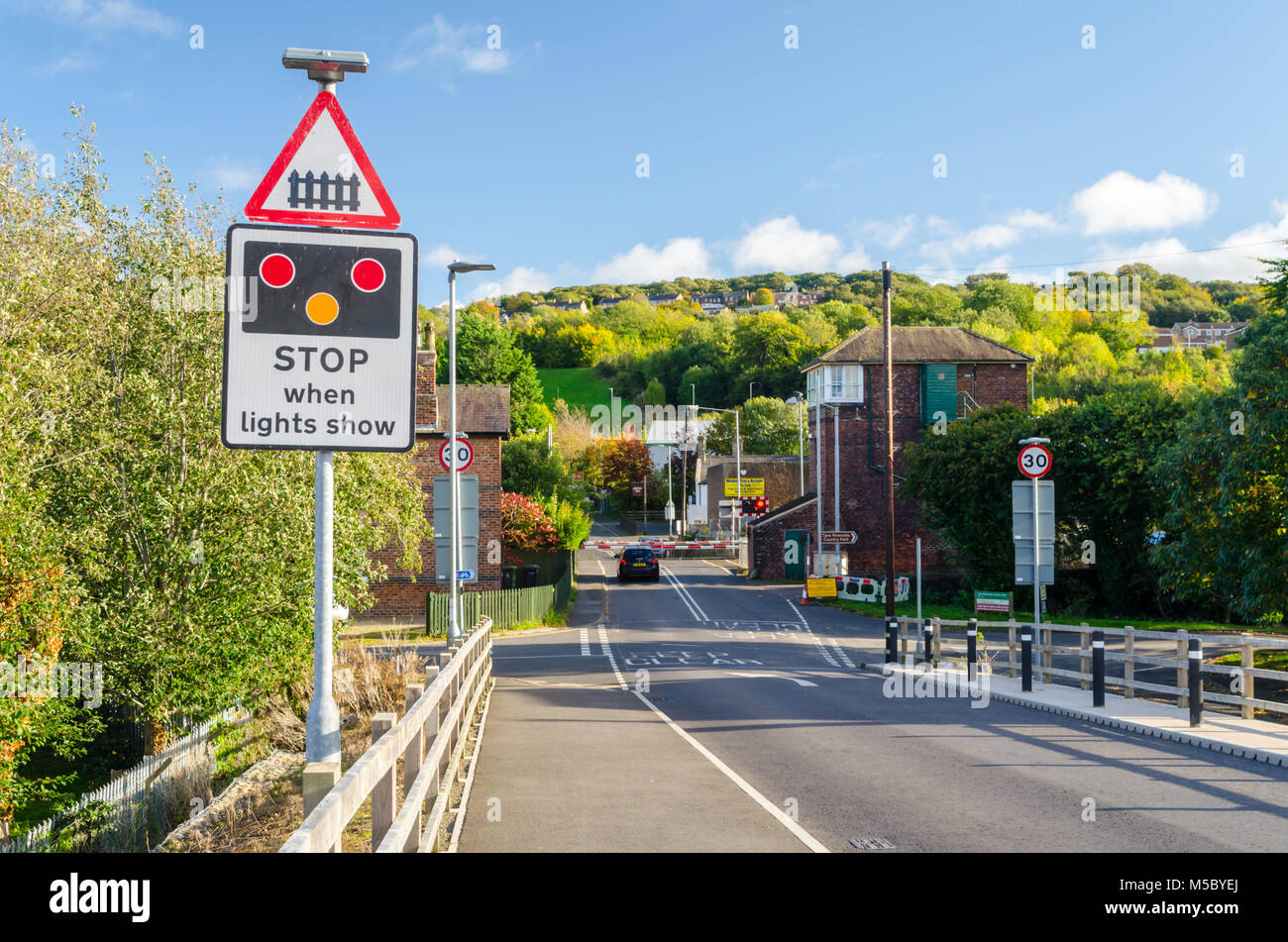 Prudhoe station level crossing hi-res stock photography and images - Alamy