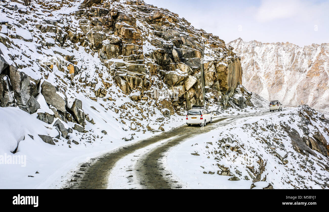 Leh ladakh winter hi-res stock photography and images - Alamy