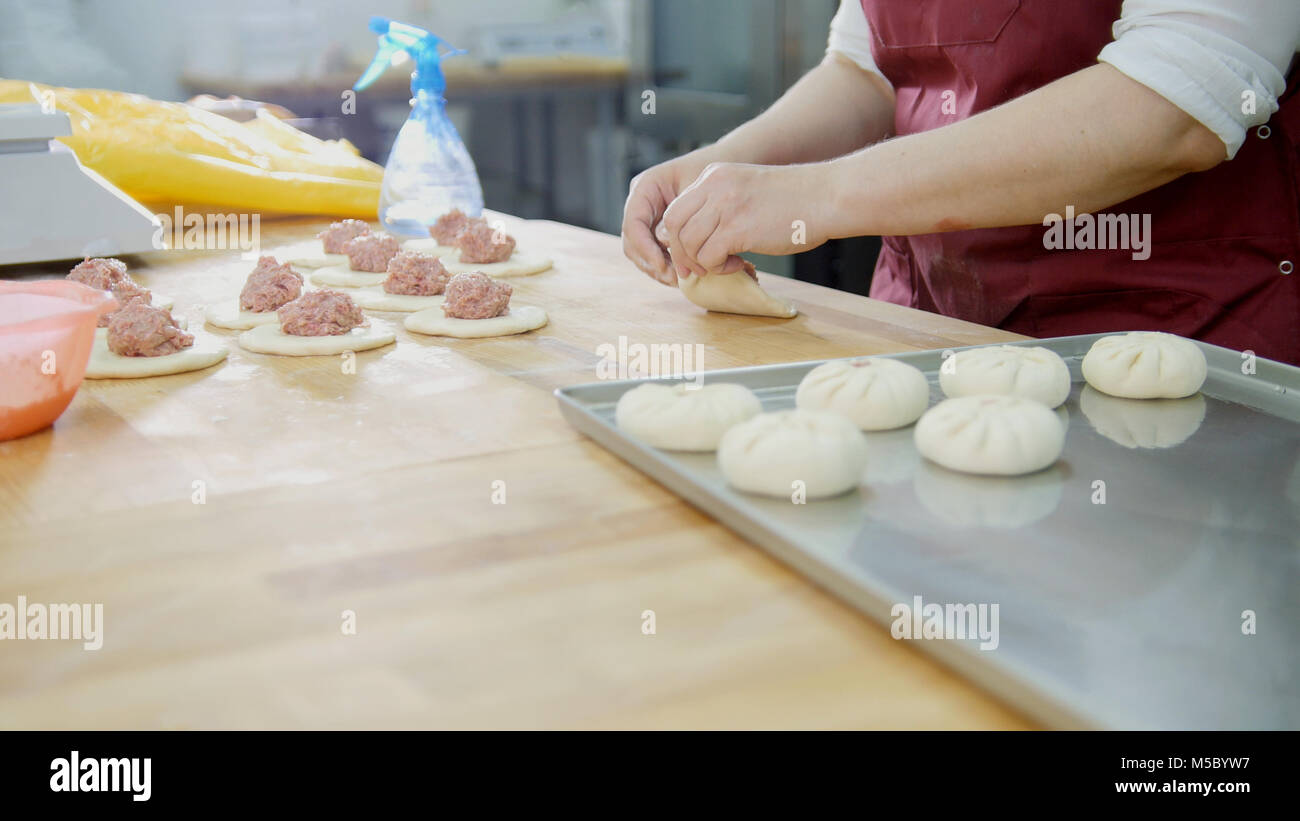 Industrial meat pie hi-res stock photography and images - Alamy
