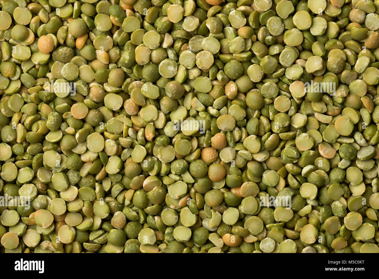 Split peas hi-res stock photography and images - Alamy