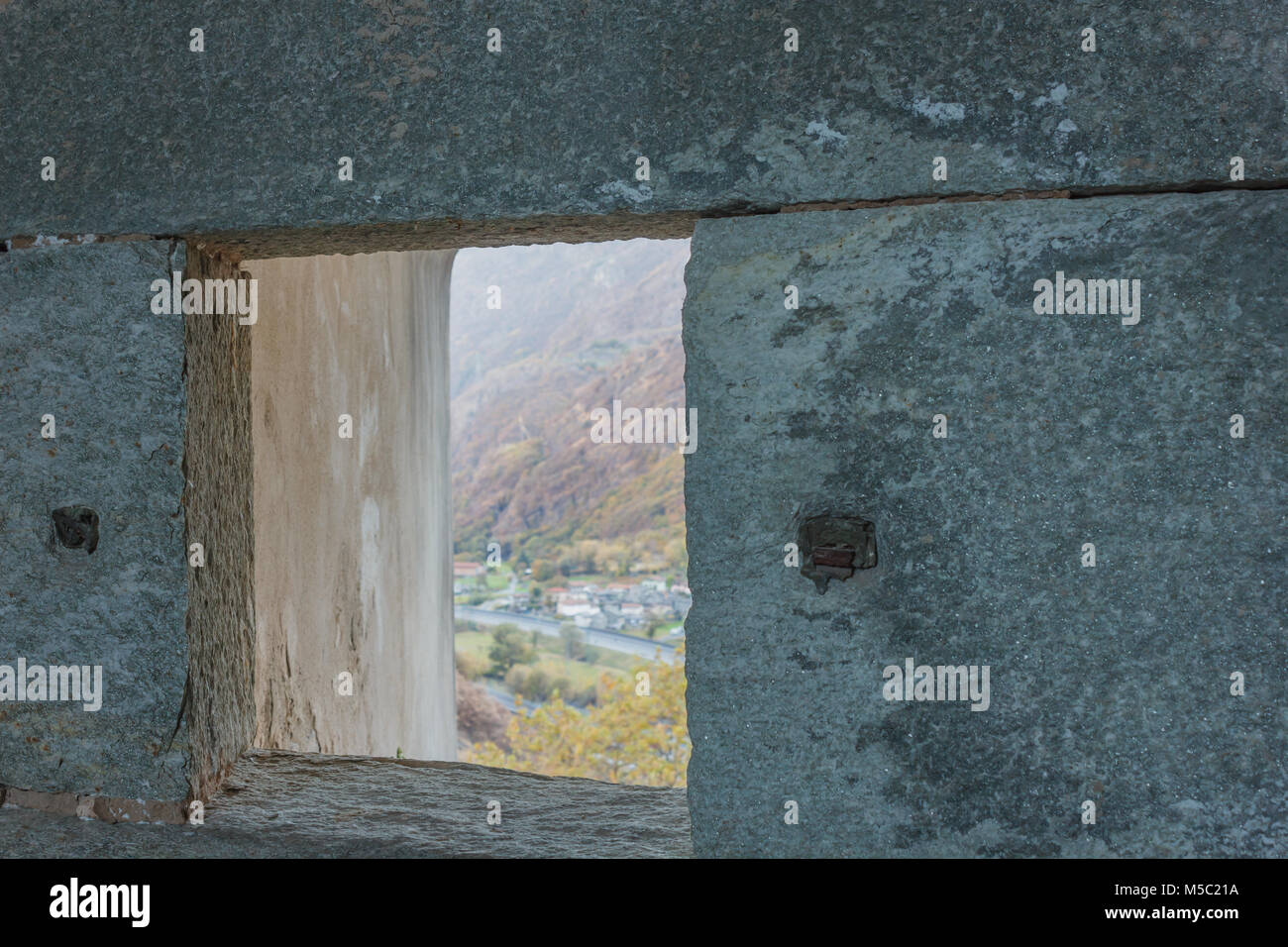 Slits in wall hi-res stock photography and images - Alamy